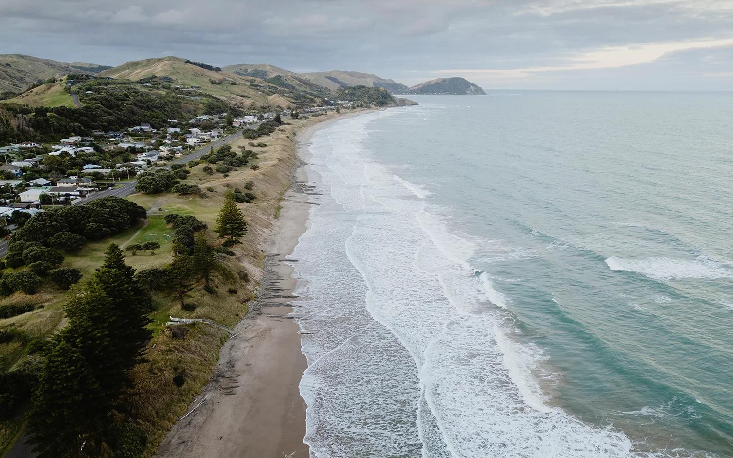 Exploring New Zealand's State Highway 35 • Roady